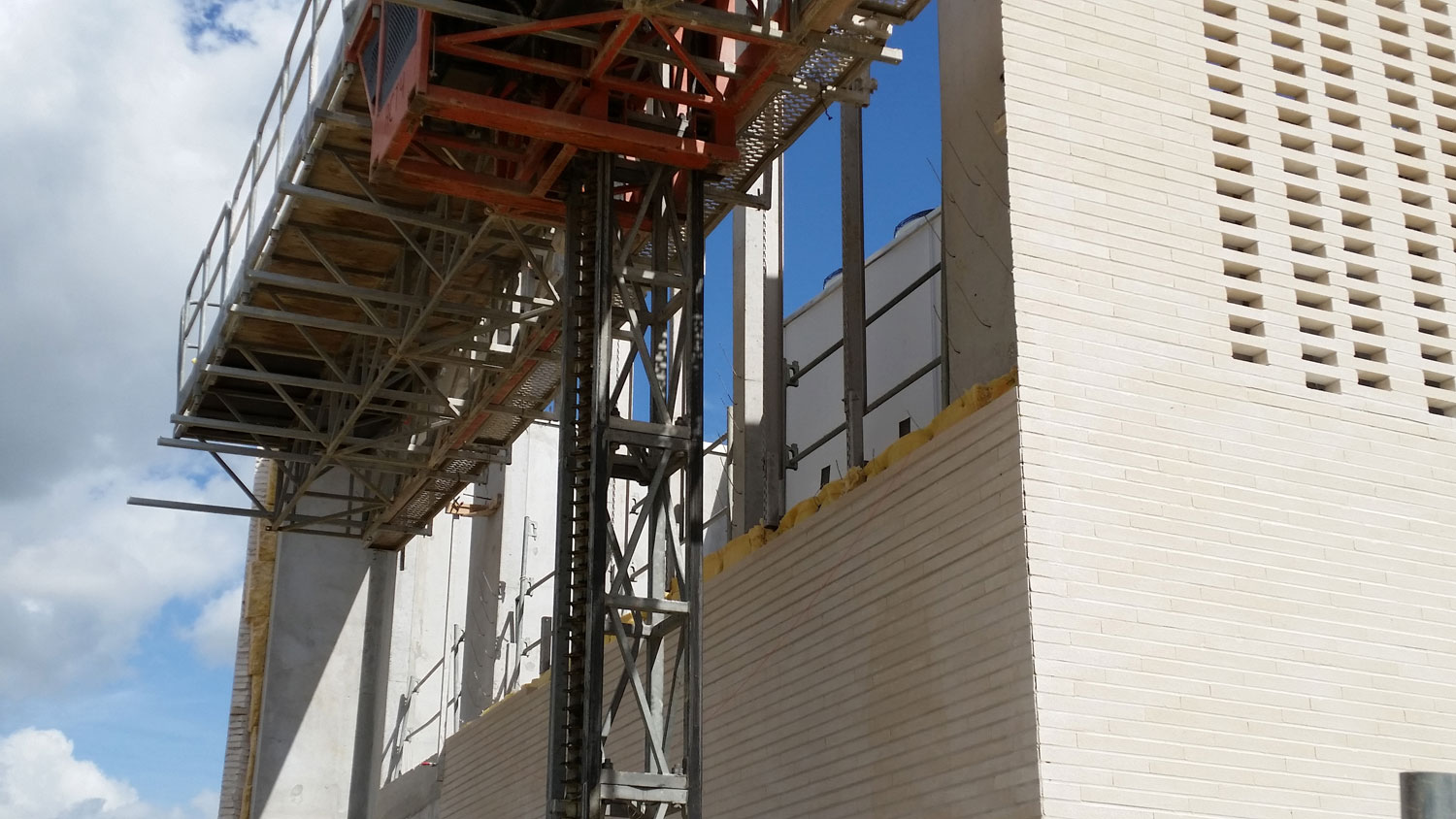 Double-Mur-sur-ossature-Métal-déportée5 - Blocstar